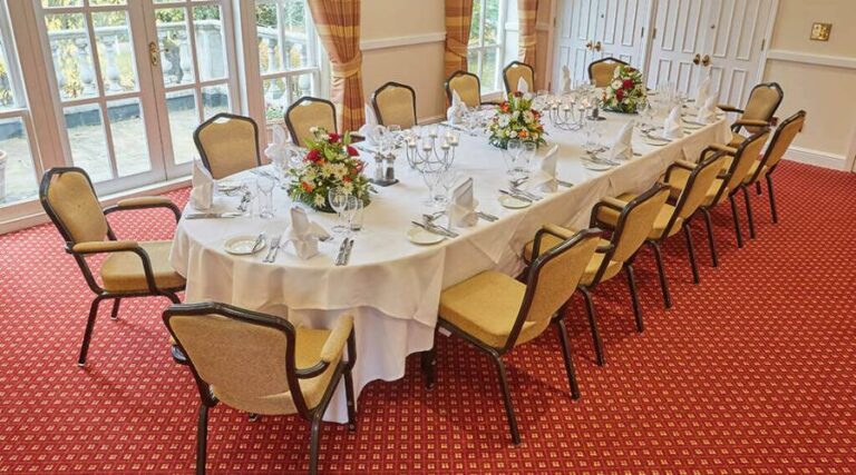 Rooms & Suites - West Lodge Park Hotel